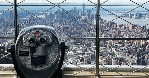 Smart Ways To Save Money When You Travel To A New City Hip2save