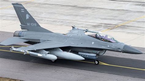 El Misterio De Los F 16 Que A Rumania Le Cuestan 1 Euro Y A Argentina