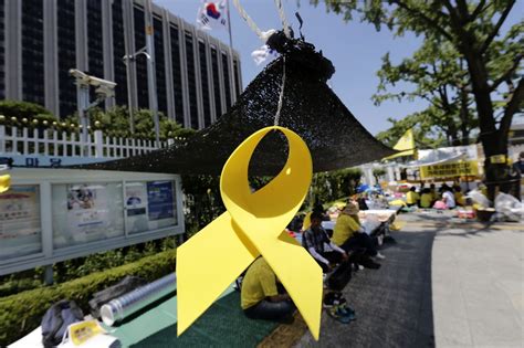 세월호 당일 중대본 근처 고의 추돌정부청사 “기록 없어” 한겨레