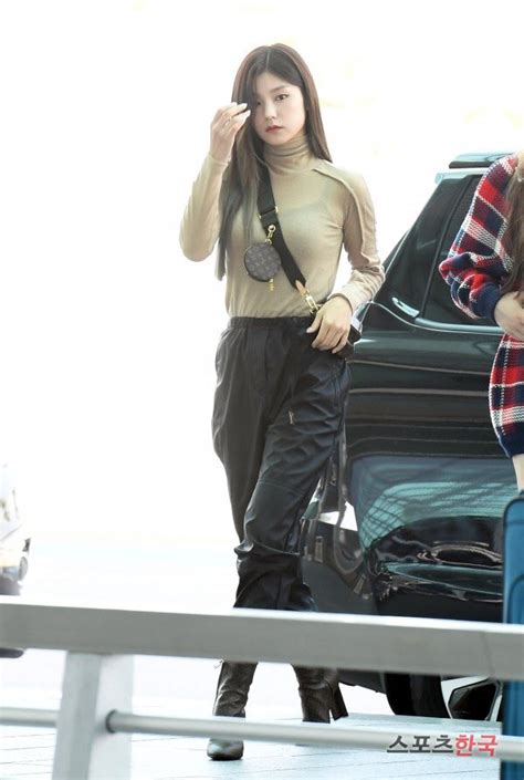 10 Times Itzys Yeji Was A Fashion Queen In Her Casual Outfits Koreaboo