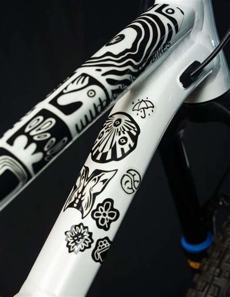 Creator Protection™ Tiny Sqares Ridewrap