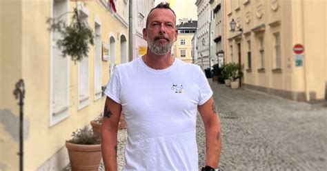 Robert Kratky Pfeift Auf Opernball Regeln Weekend At
