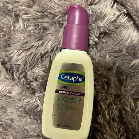 Ceraphil Moisturizer With Spf Used 2 3 Times Depop