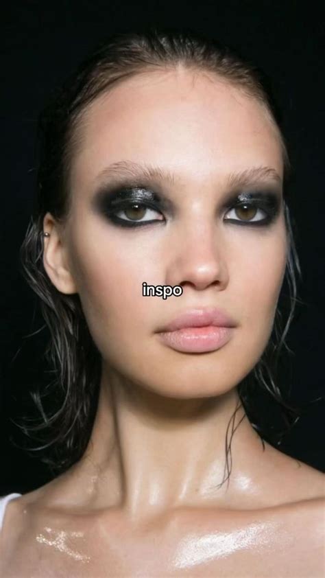 Pin Su Make Up