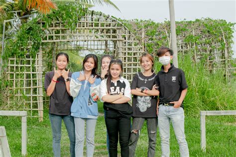 អ្នកជំនាញរៀបចំផែនការអភិវឌ្ឍន៍ទីក្រុងកំពុងធ្វើពិពិធកម្មគំរោង អភិវឌ្ឍន៍ “ភូមិផ្កាត្រកួន” Leading