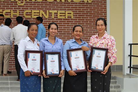 មជ្ឈម មជ្ឈមណ្ឌលបច្ចេកវិទ្យាសហគមន៍ Community Tech Center