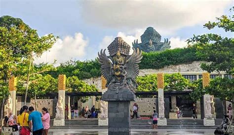 Fakta Unik Di Balik Kemegahan Patung Garuda Wisnu Kencana GWK