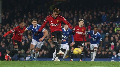 Everton 0 3 Man United Recap Alejandro Garnacho Nets A Stunning