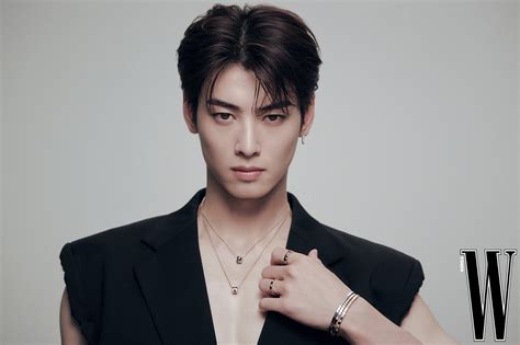 Astro Cha Eunwoo For W Korea X Chaumet August Issue 2022 Kpopping