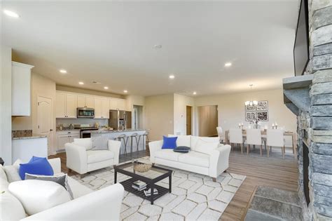 902 Maynard Rd Cary Nc 27511 Raleigh Realty