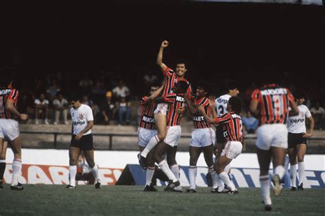 São Paulo x Corinthians fotos históricas do Majestoso nos arquivos de