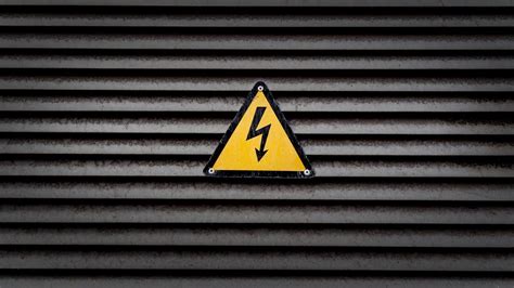 Работник загина след токов удар в Габрово Новини бг