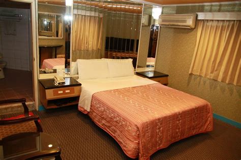 ti hwa hotel taipei