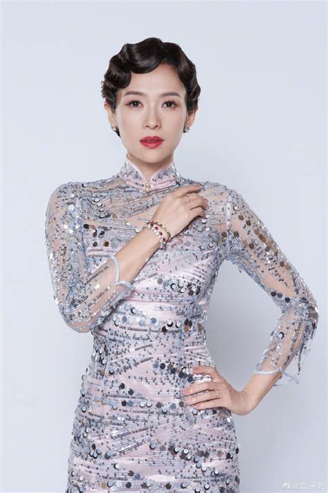 章子怡穿亮片旗袍婉约复古 感叹许久未扮上了新浪图片