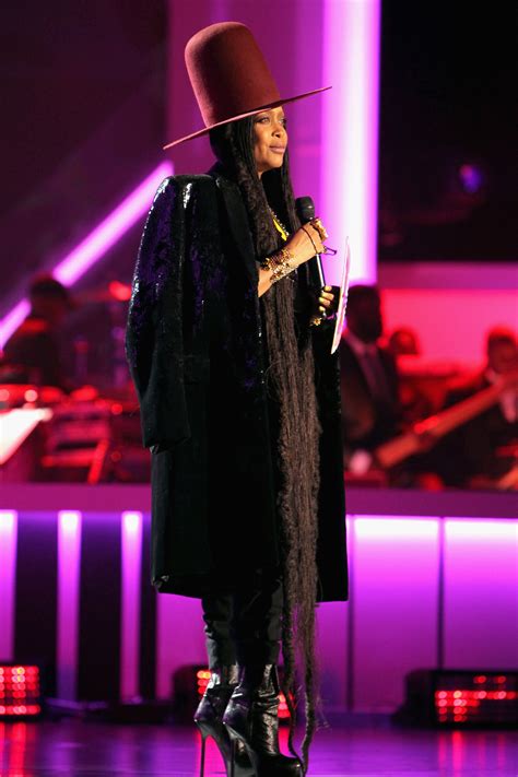 Erykah Badu 2016 Soul Train Music Awards Style Sitename Essence