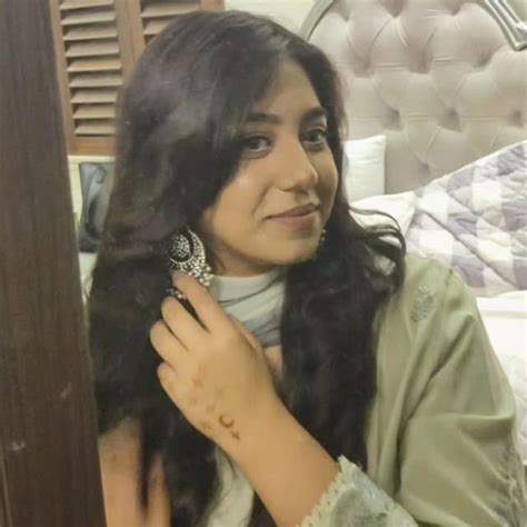 Mahnoor Zia Mahnoor Zia • Threads Say More