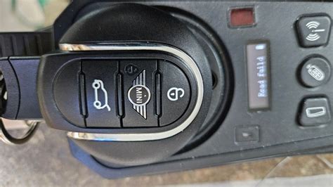Bmw 3세대 미니쿠퍼 스마트키 수리 리모컨 기능 인식 불량 스마트키 인식 불가 Pcb 부품 소자 불량 교체 배터리 단자 위치
