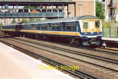 Railway Photo 6x4 Class 319 Emu 319422 Passenger Kensington Olympia 30