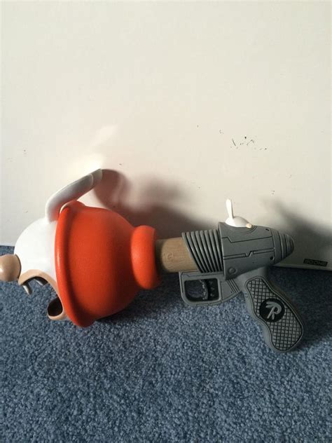 Nickelodeon Mcfarlane Toys Rabbids Super Plunger Blaster Toy Gun Rabbit