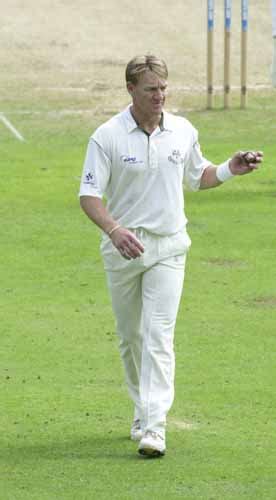 Andy Bichel In The Field 2001
