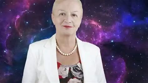 Алена с важен хороскоп за петъчния ден Хороскоп