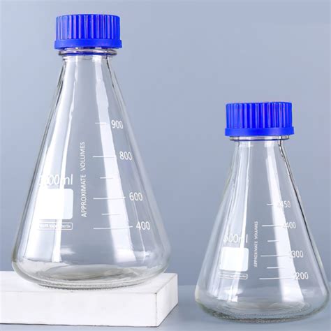 ขวดน้ำหอม ขวดสเปรย์ทรงเหลี่ยม เคาน์เตอร์แบรนด์ รุ่น Dyx01 ดีเบลจำหน่ายบรรจุภัณฑ์เครื่องสำอาง