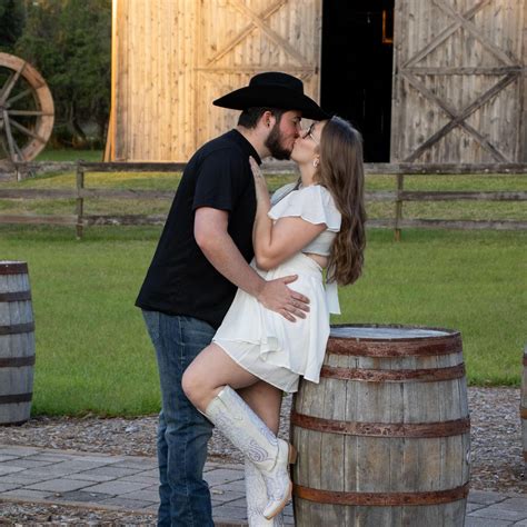 Amber Sowers And Dustin Clarks Wedding Website