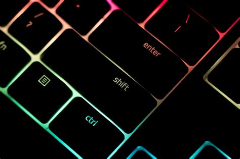 Onde fica o shift no teclado quais suas funções Blog bringIT