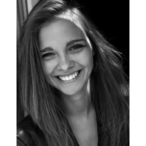 Anya Summers Tumblr Hair Styles 2014 Portrait Pretty Face