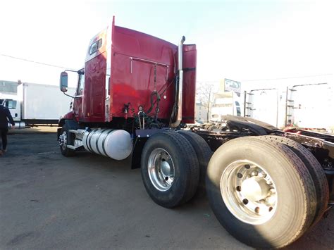 MACK PINNACLE TANDEM AXLE SLEEPER FOR SALE