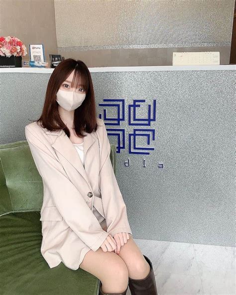 柳田なつみさんのインスタグラム写真 柳田なつみinstagram「久しぶりの美容鍼を Lediaosaka でしてきたよ🦔🪄