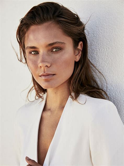 Rebecca Dingemans Que Models