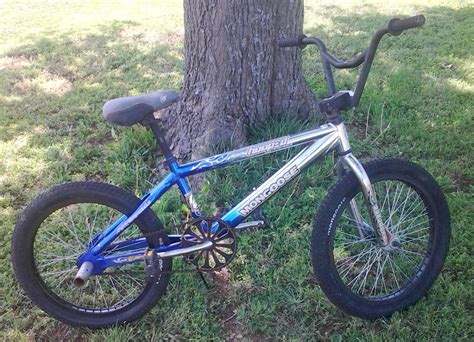 2002 Mongoose Hoop D BMXmuseum