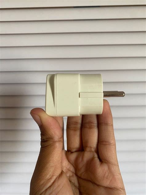 Universal Socket Adapter Tv And Home Appliances Electrical Adaptors