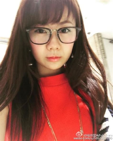 福原愛曬知性范兒自拍照 「瓷娃娃」愛醬美萌私照大盤點 每日頭條