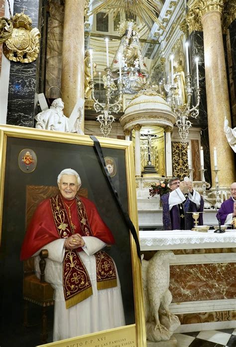 Benedicto Xvi Reveló En Una Carta A Su Biógrafo Nueve Semanas Antes De