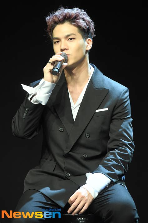 틴탑 캡 열일하는 리더[포토엔hd]