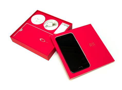 Oppo R11 台灣版『熱力紅』實機開箱美照分享！新色上市！ 3c 達人廖阿輝