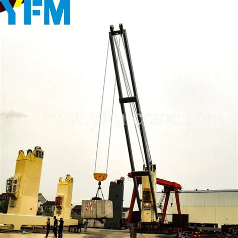 High Efficiency Flexible Operation Full Load Steel Wire Rope Luffing Crane Marine Deck Crane For