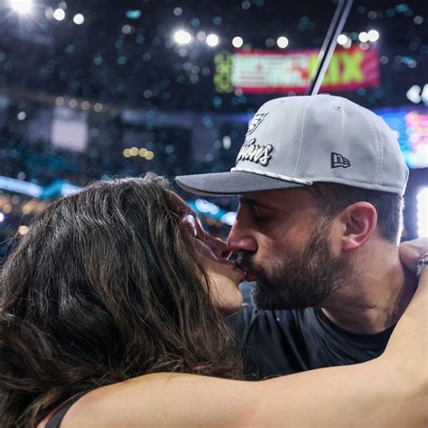 Super Bowl 2025 Eagles Coach Nick Sirianni Celebrates Eagles Win