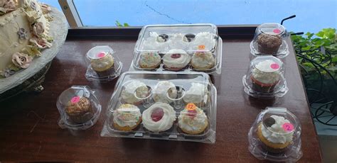The Custom Cake Shoppe Home Facebook