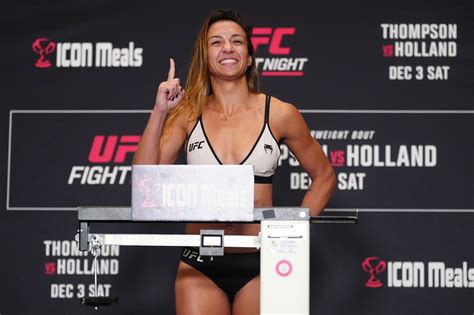 Viviane Araujo Vs Amanda Ribas In The Works For Ufc 285 In March Mma