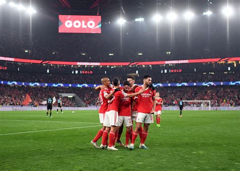 Benfica Clasifica Con Goleada A Los Cuartos De Final De La Champions