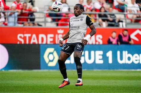 Mercato Rc Lens Un Ancien Du Srfc Se Rapproche Du Rcl Foot Sur 7