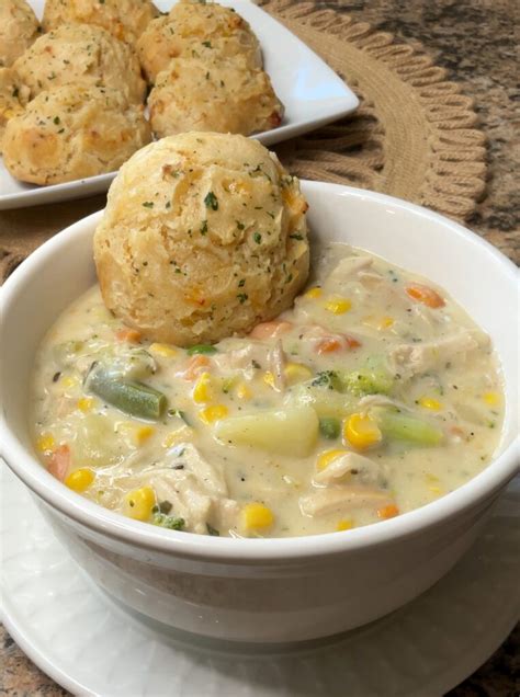 Chicken Pot Pie Soup Whats Mom Cookin