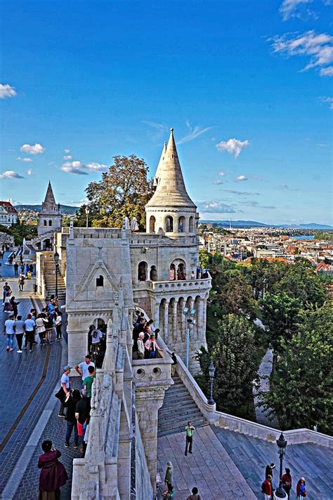 Budapest Travel Guide Must See Sights Yvonnes Travel Blog