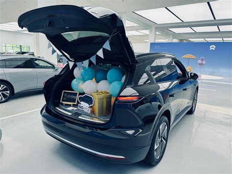 蔚来爆兵，es6简单提车 178