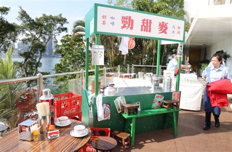 麥明詩盛勁為結婚丨婚禮主題玩復古「甜麥樂園」似年宵 設「香港小姐」打卡位 星島日報