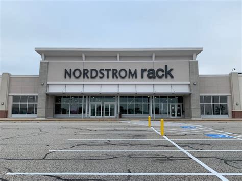 Nordstrom Rack Clothing Store In South Portland Shoes Apparel