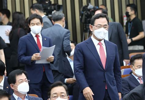 국민의힘 새 원내대표에 주호영1보